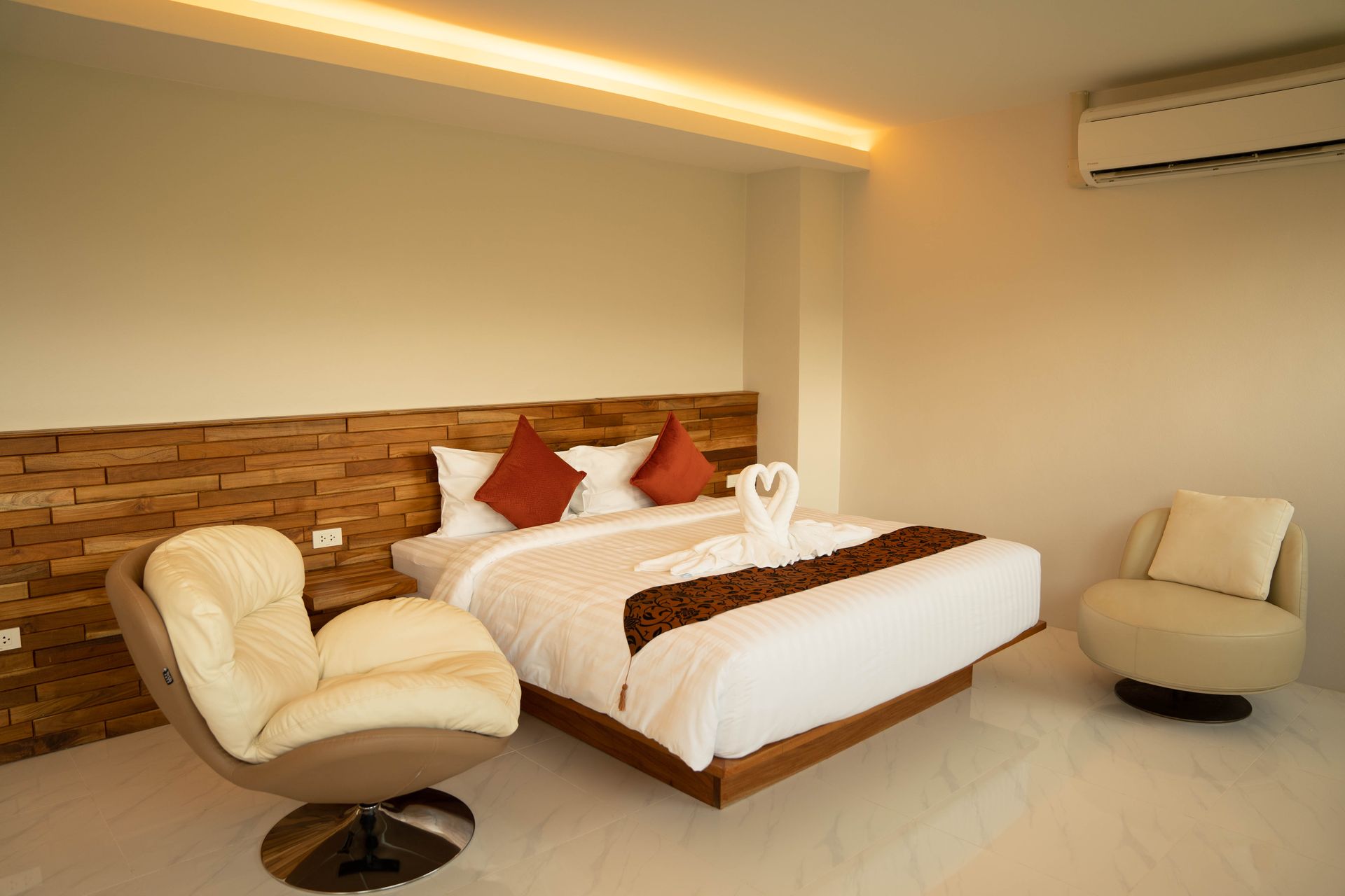Home | Ozone Hotel